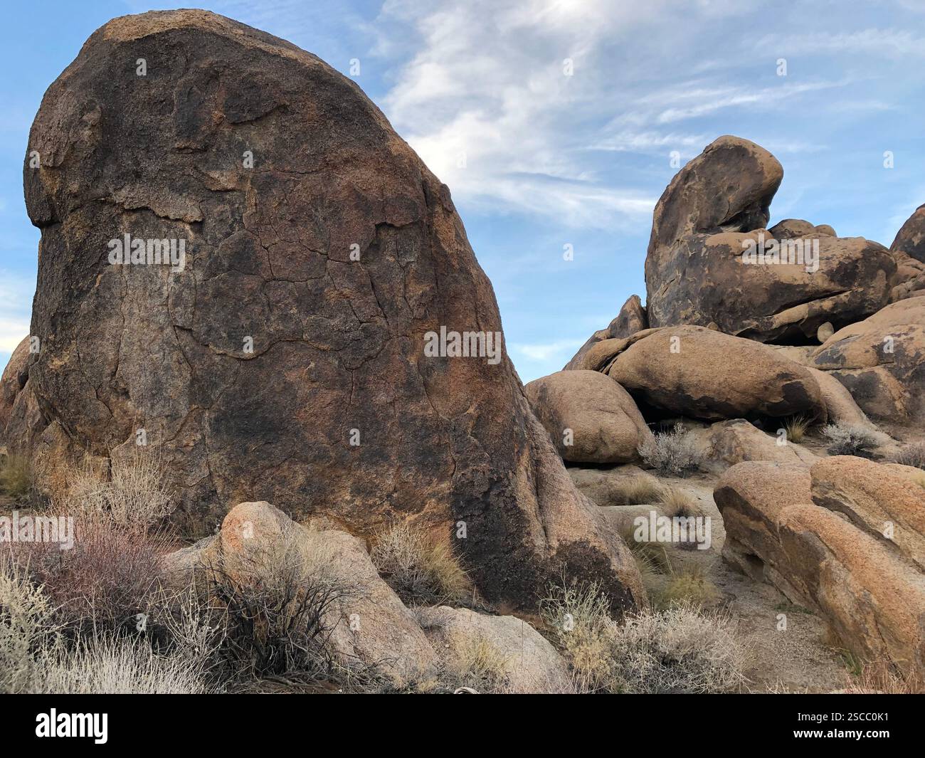 Scenic View of Alabama Hills National Scenic Area in Lone Pine ...