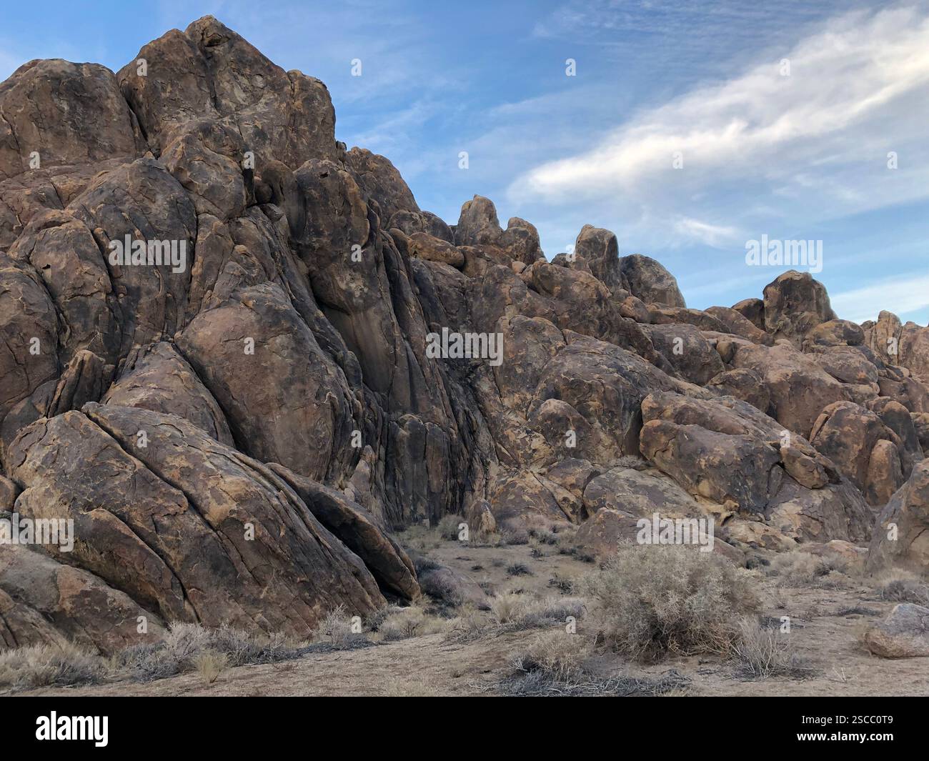 Scenic View of Alabama Hills National Scenic Area in Lone Pine ...