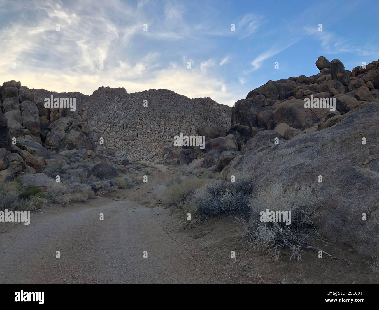 Scenic View of Alabama Hills National Scenic Area in Lone Pine ...