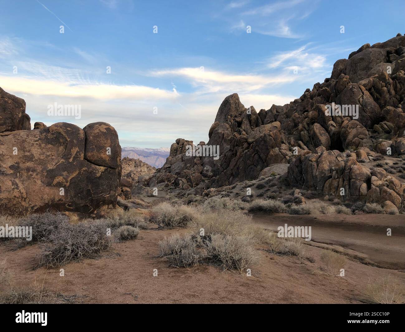 Scenic View of Alabama Hills National Scenic Area in Lone Pine ...