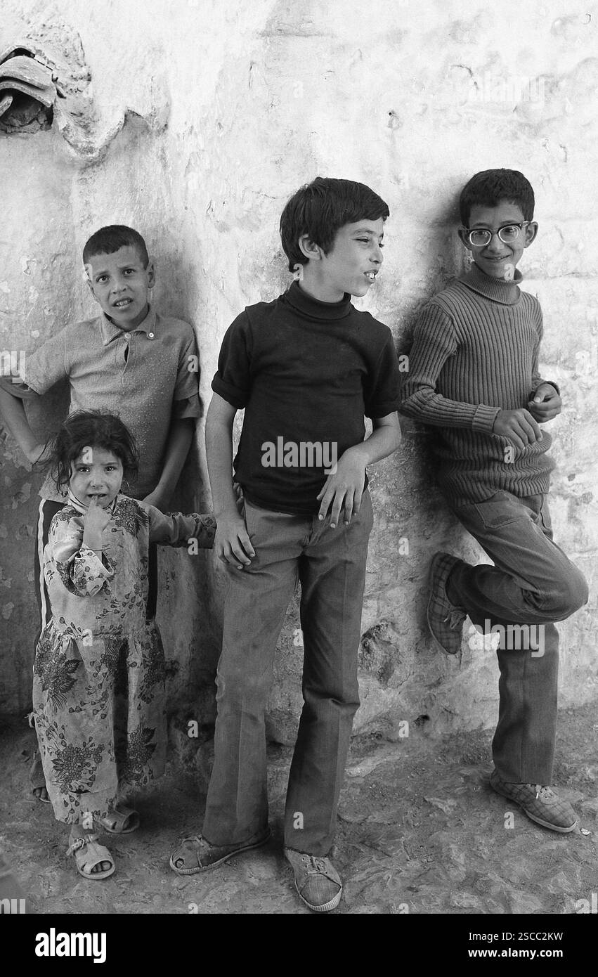 Moroccan children in Morocco Stock Photo - Alamy