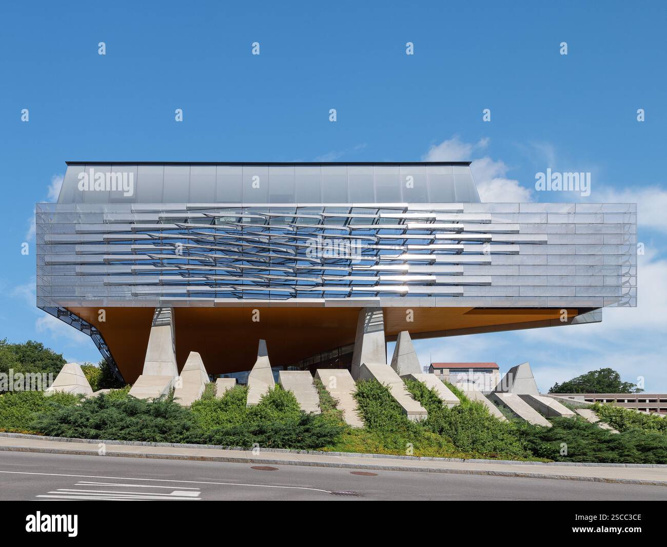 Gates Hall, Location: Ithaca NY, Architect: Morphosis Stock Photo - Alamy