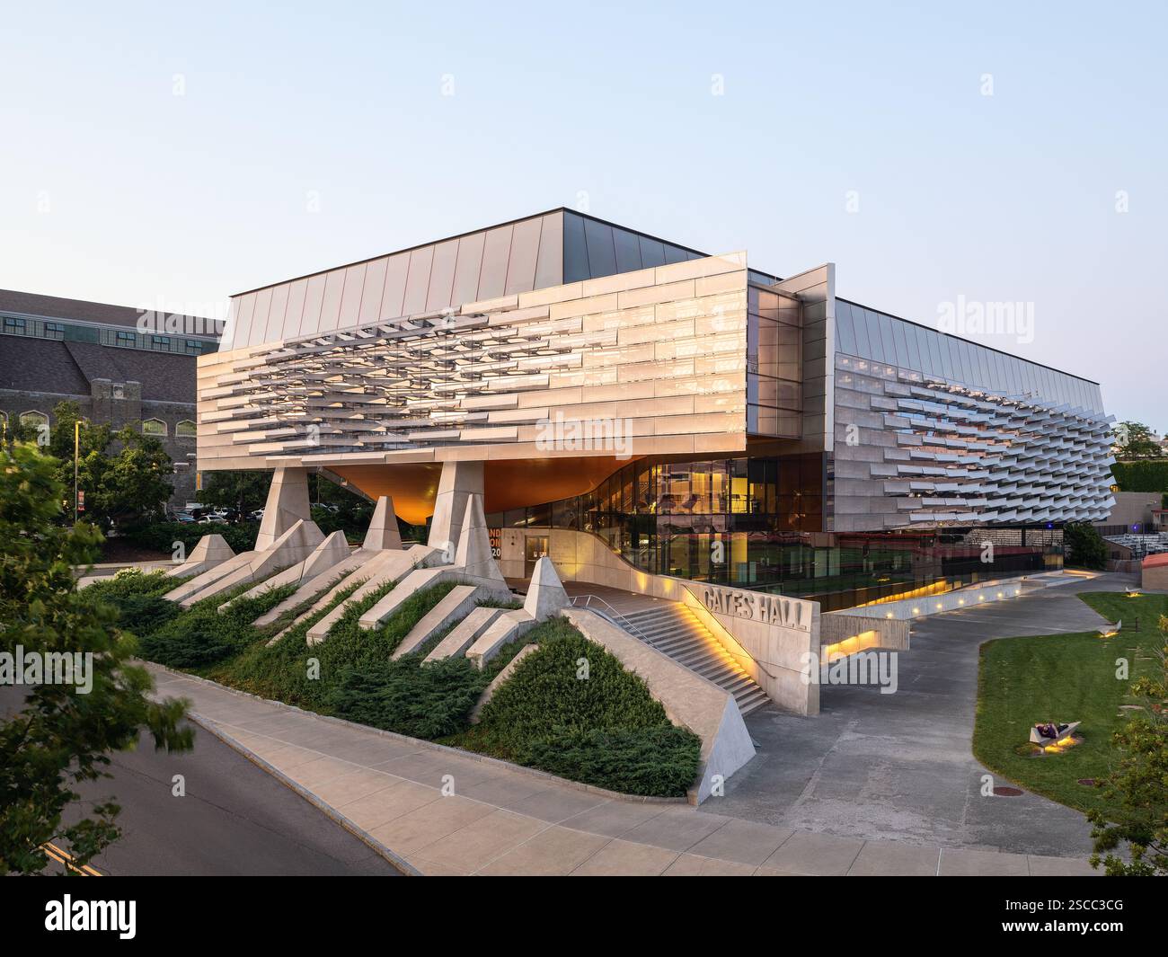 Gates Hall, Location: Ithaca NY, Architect: Morphosis Stock Photo - Alamy