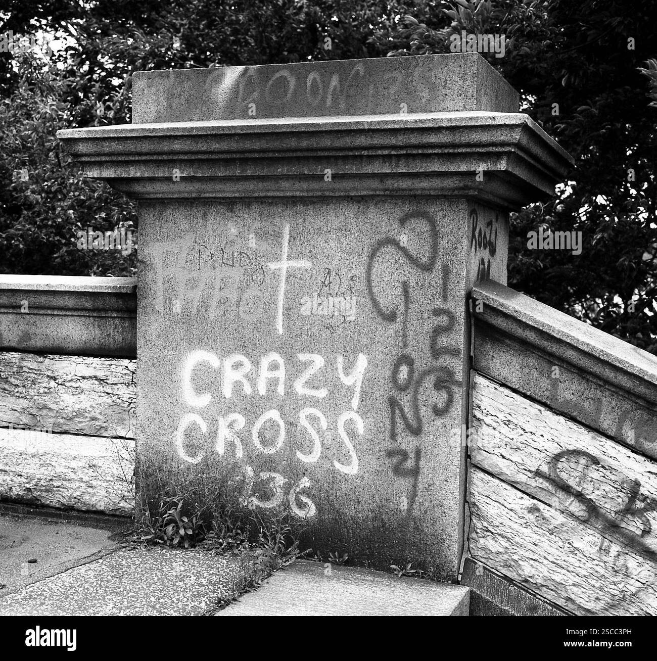 "Graffiti with the inscription ""Crazy Cross"" at the top of a ...