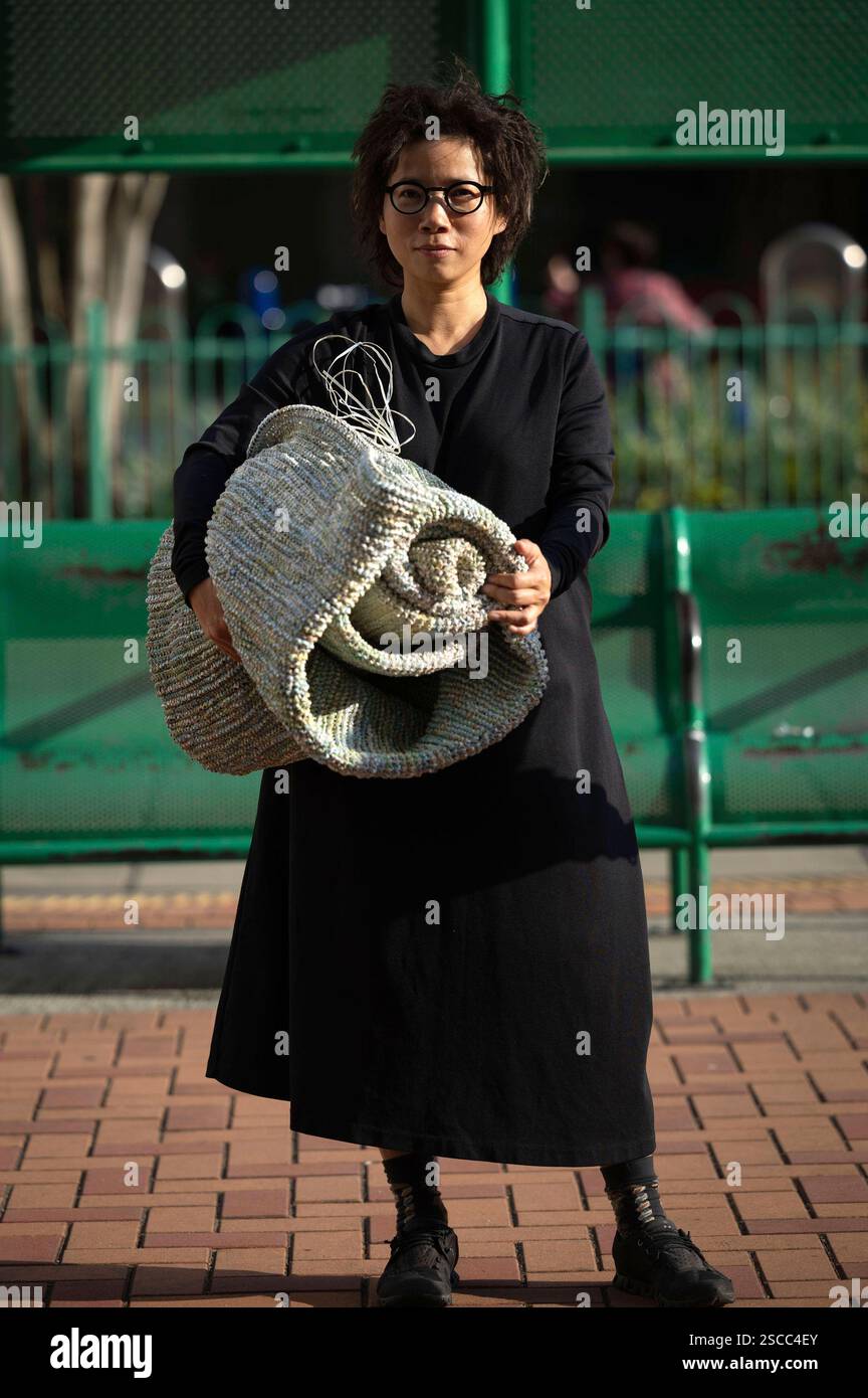 Mona Chen bei einem Photoshooting im Stadtteil Chai Wan. Sie ist eine international anerkannte ...