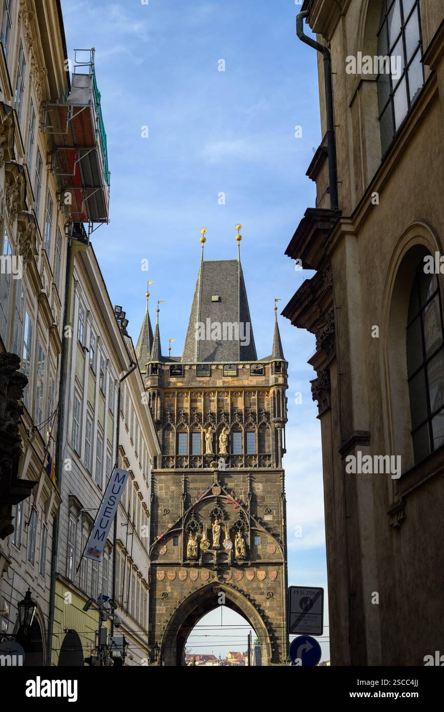 Old Town bridge tower (Staromestska mostecka vez), gothic gateway tower ...