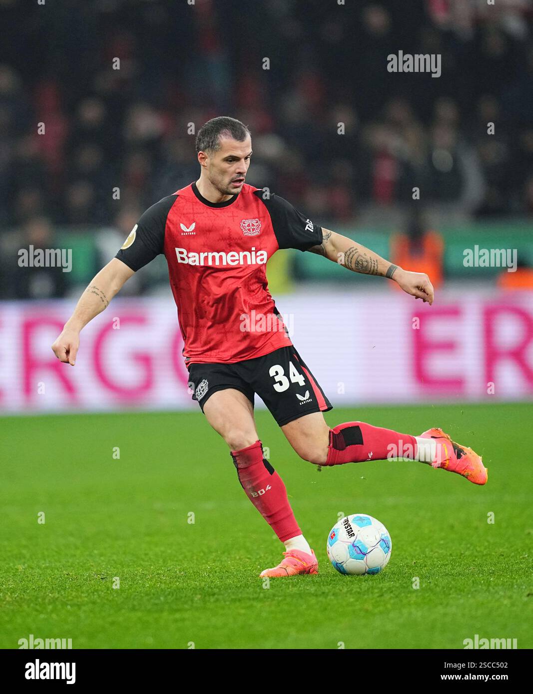 Bay Arena, Leverkusen, Germany. 05th Feb, 2025. Granit Xhaka of Bayer 04 Leverkusen controls the ...