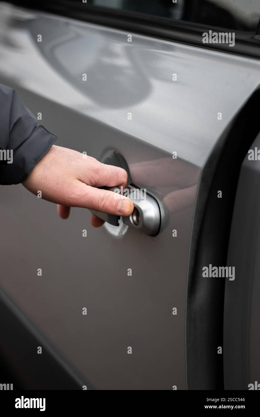 Personal driver opening car door hi-res stock photography and images ...