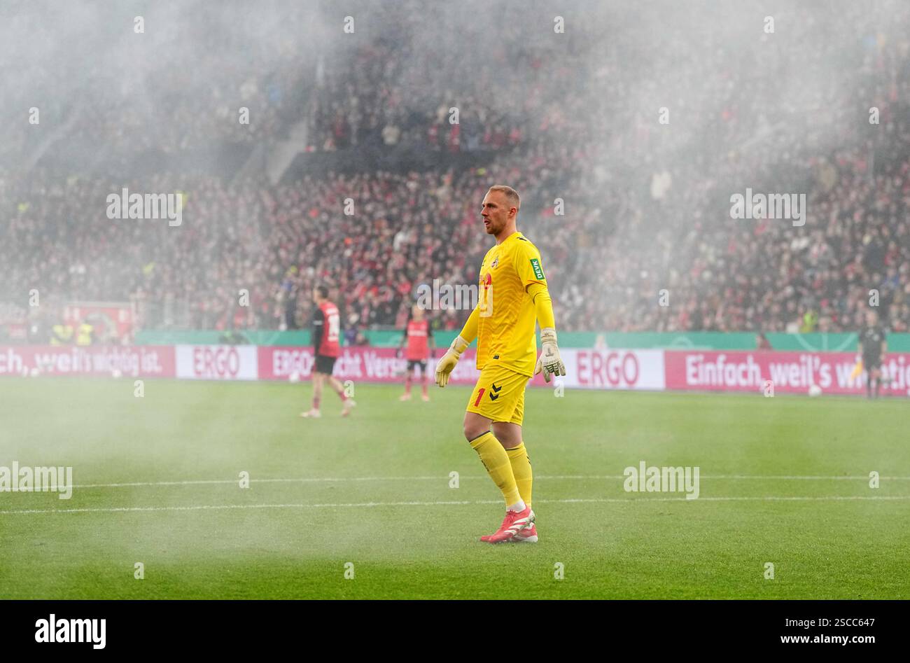 Bay Arena, Leverkusen, Germany. 05th Feb, 2025. Marvin SchwÃ¤be of 1.FC ...