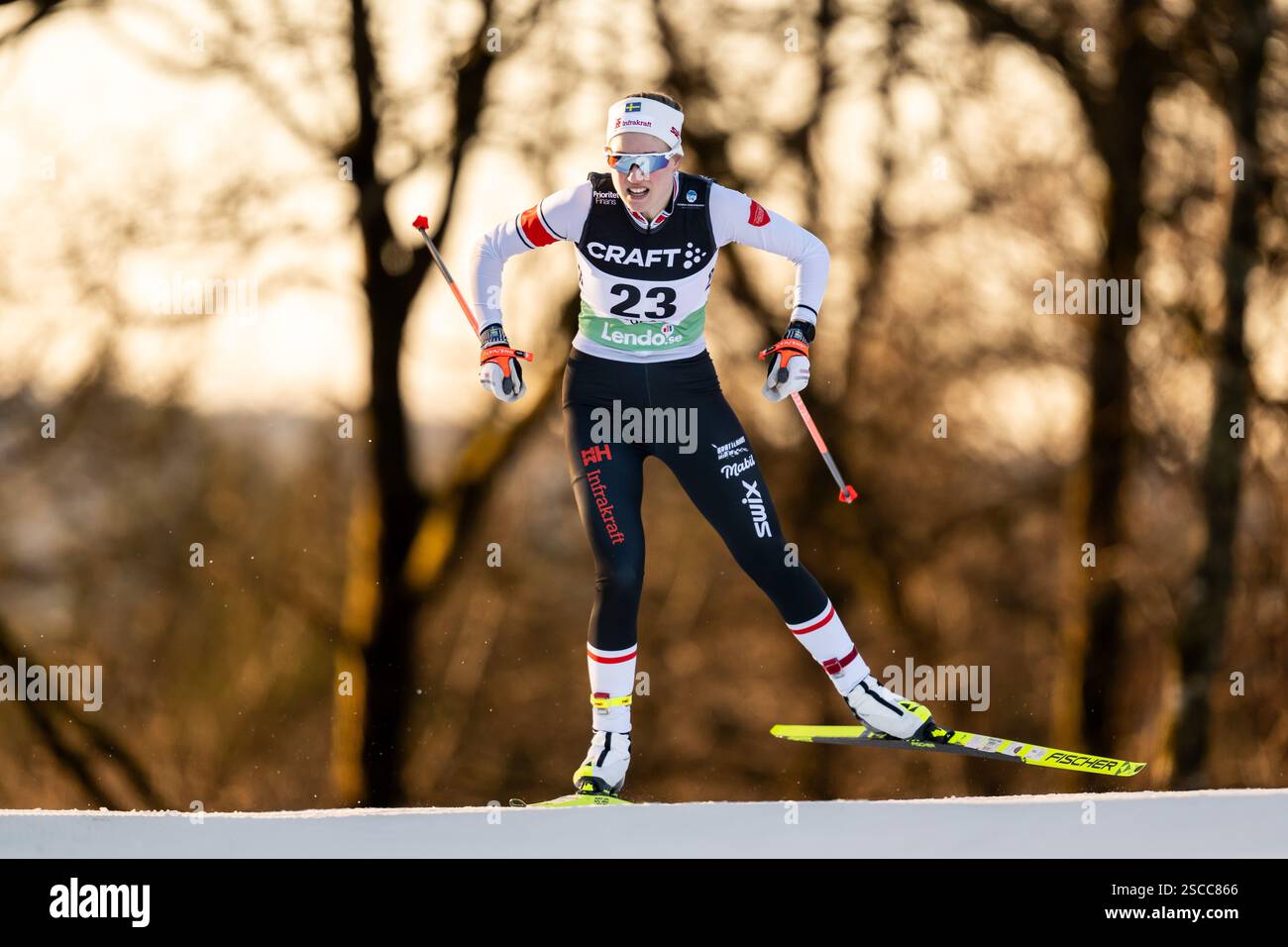 250206 Anna Jonsson, Trillevallens Sportklubb tävlar i damernas ...
