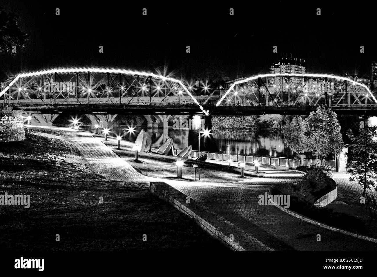 Well lit road Black and White Stock Photos & Images - Alamy