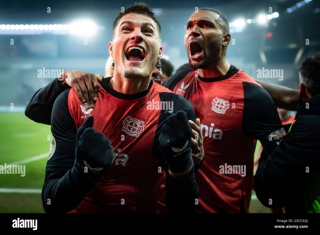 Leverkusen, Deutschland. 05th Feb, 2025. Patrick Schick (Bayer 04 Leverkusen, 14) freut sich ...