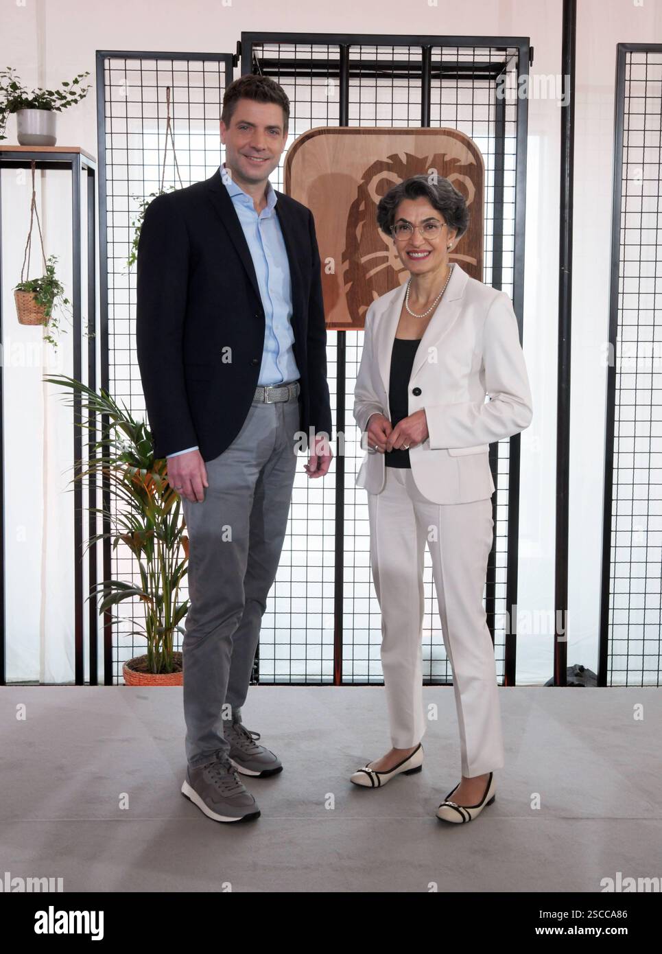 Deutschland, Frankfurt, 06.02.2025 Jahrespressekonferenz der ING ...