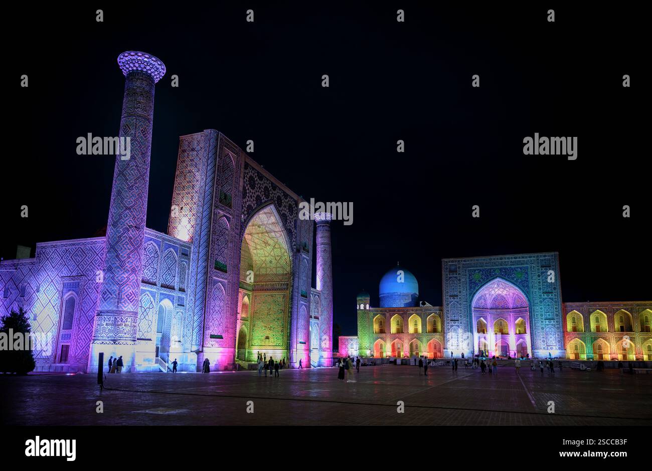 SAMARKAND, UZBEKISTAN - MAY 18, 2024. Night view of the 15th century ...