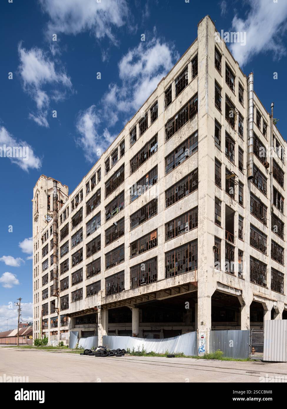 Crosley Building, Location: Cincinnati OH, Architect: Samuel Hannaford ...