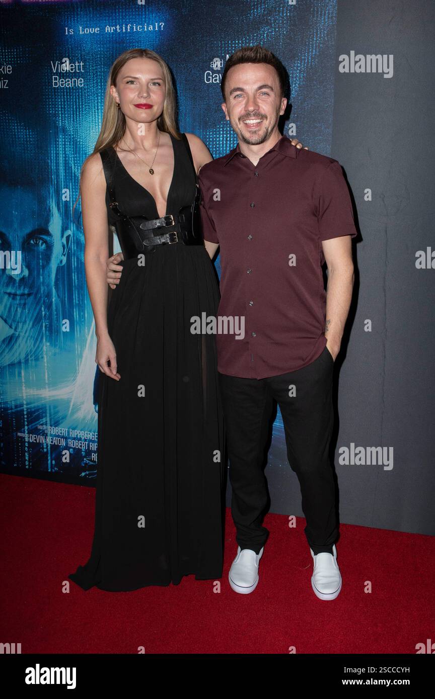 Frankie Muniz mit Ehefrau Paige Price Munitz bei der Premiere des ...
