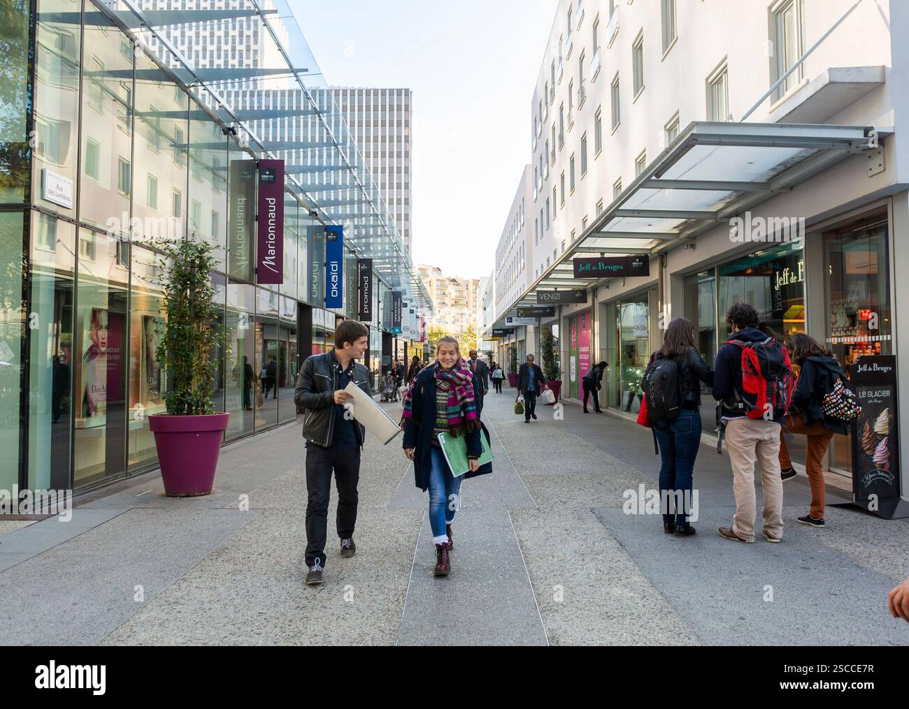 Montreuil, France, Paris Suburbs, Crowd Young People Shopping ...