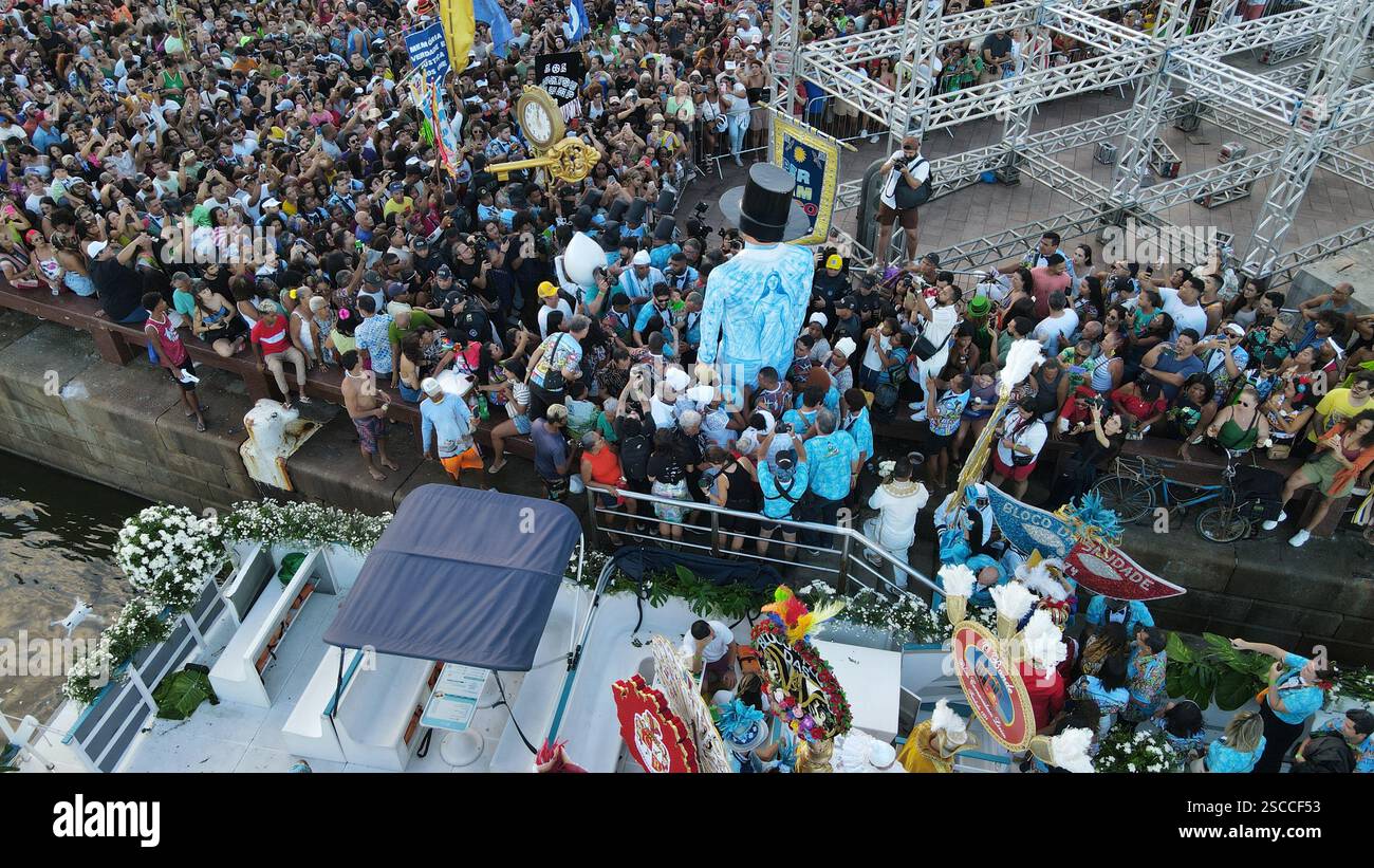 Recife, Brazil. 02nd Feb, 2025. Paço do Frevo paid tribute to the 93rd ...