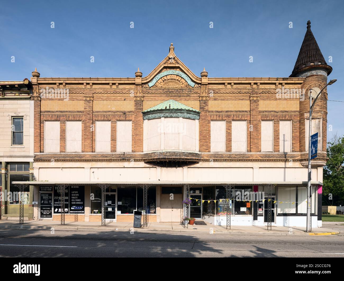 U.O. Colson Block, Location: Paris IL Stock Photo - Alamy