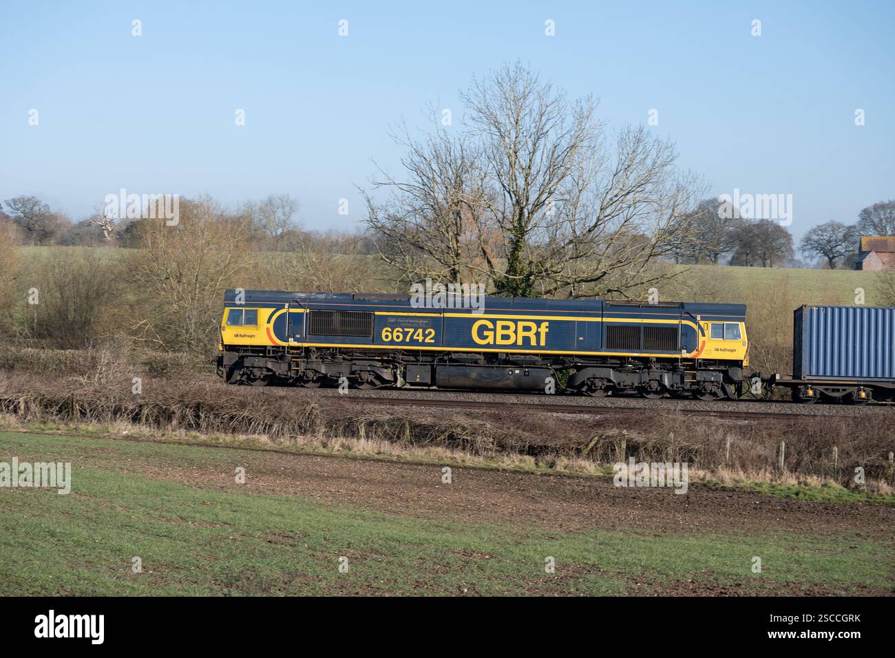 GBRf class 66 No. 66742 "Port of Immingham Centenary 1912-2012" pulling ...
