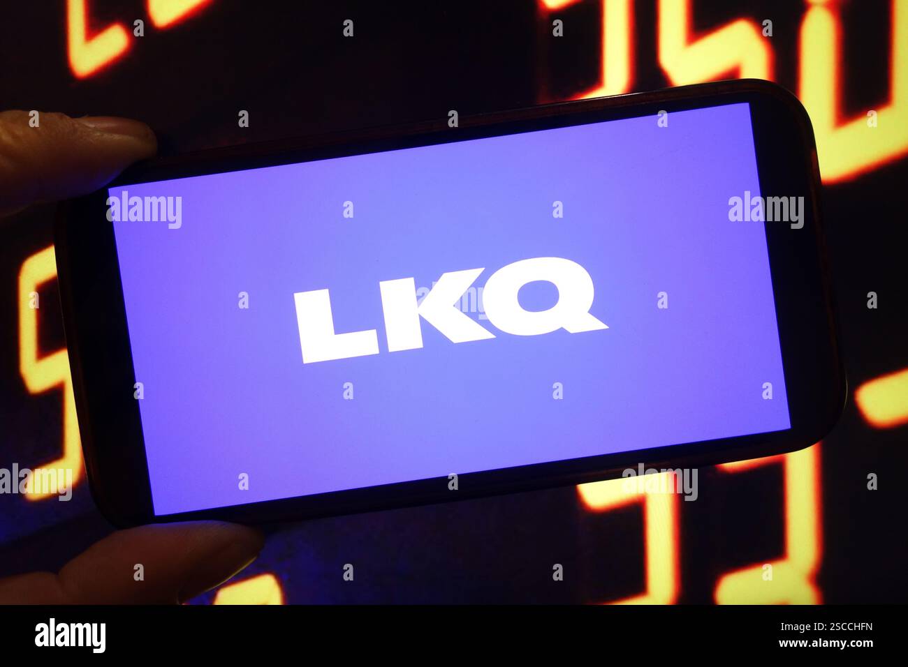 Lkq technology company logo hi-res stock photography and images - Alamy