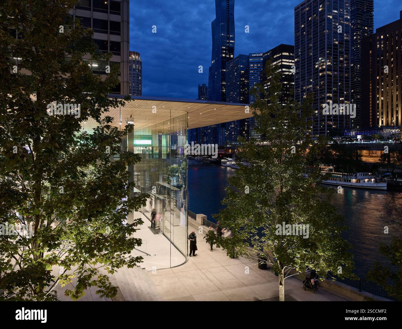 Apple Store Chicago, Location: Chicago IL, Architect: Foster & Partners ...