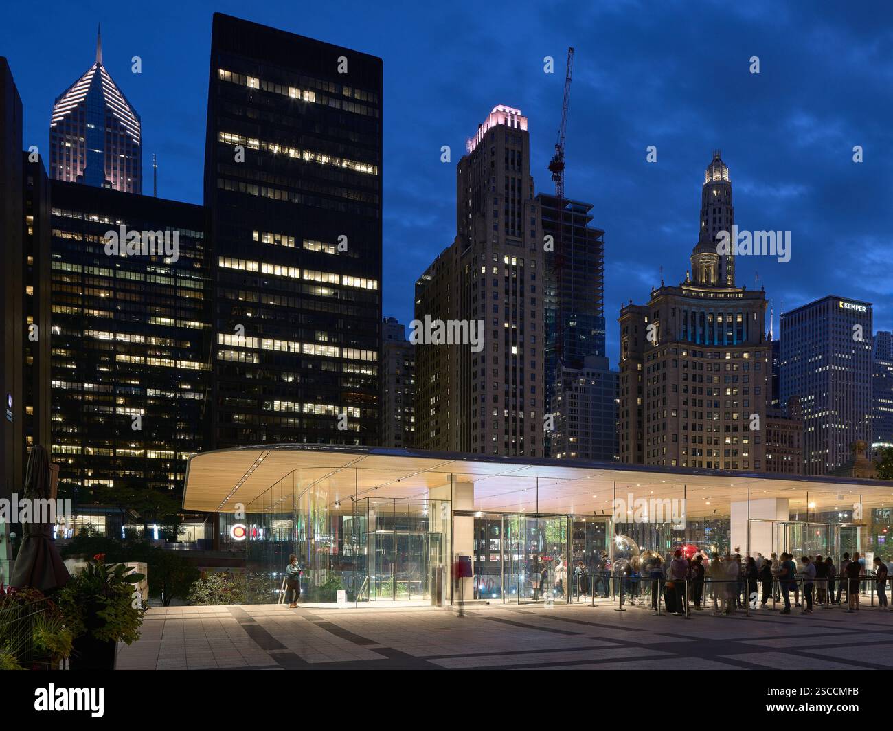 Apple Store Chicago, Location: Chicago IL, Architect: Foster & Partners ...