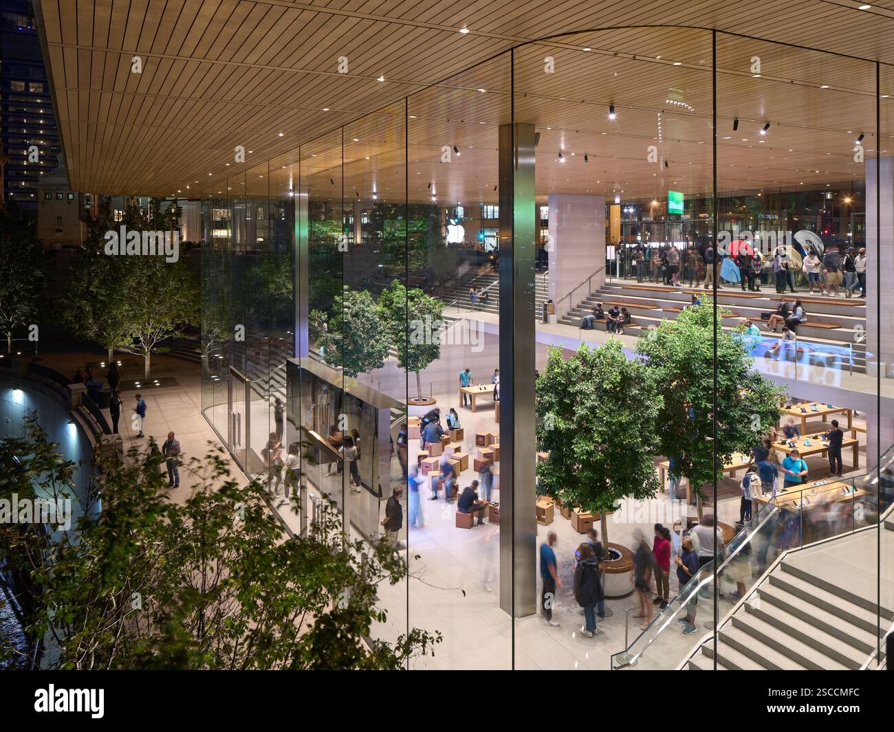 Apple Store Chicago, Location: Chicago IL, Architect: Foster & Partners ...