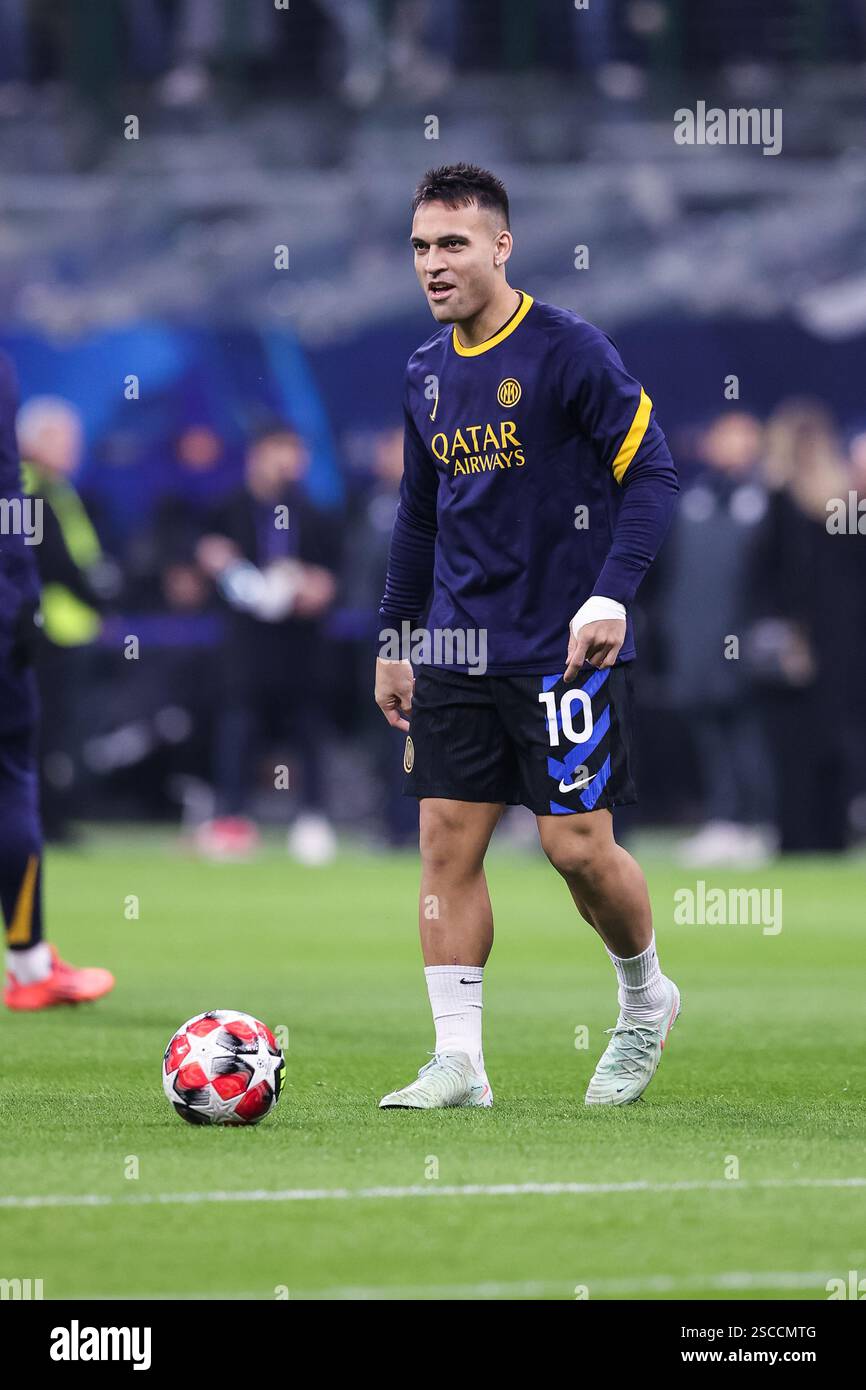 MILAN, ITALY - JANUARY 29: during the UEFA Champions League 2024/25 ...