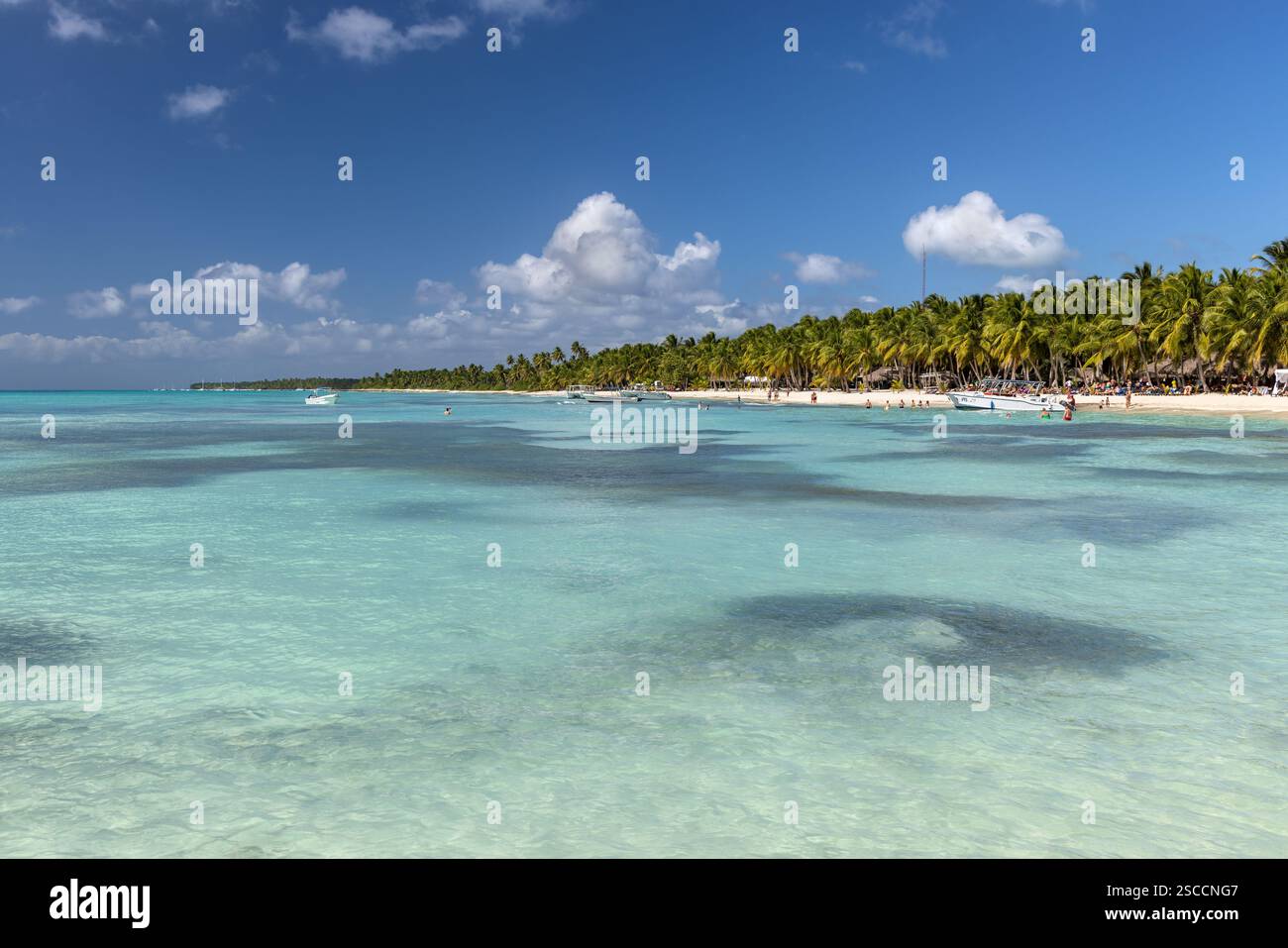Saona Island in Cotubanamá National Park. A tropical Caribbean island ...