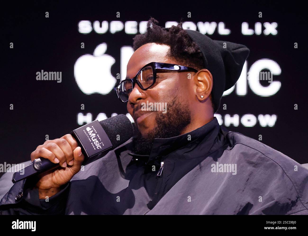 New Orleans, United States. 06th Feb, 2025. Kendrick Lamar speaks at ...