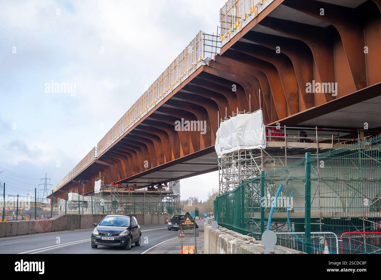 Wendover, UK. 6th February, 2025. As construction of the High Speed 2 ...