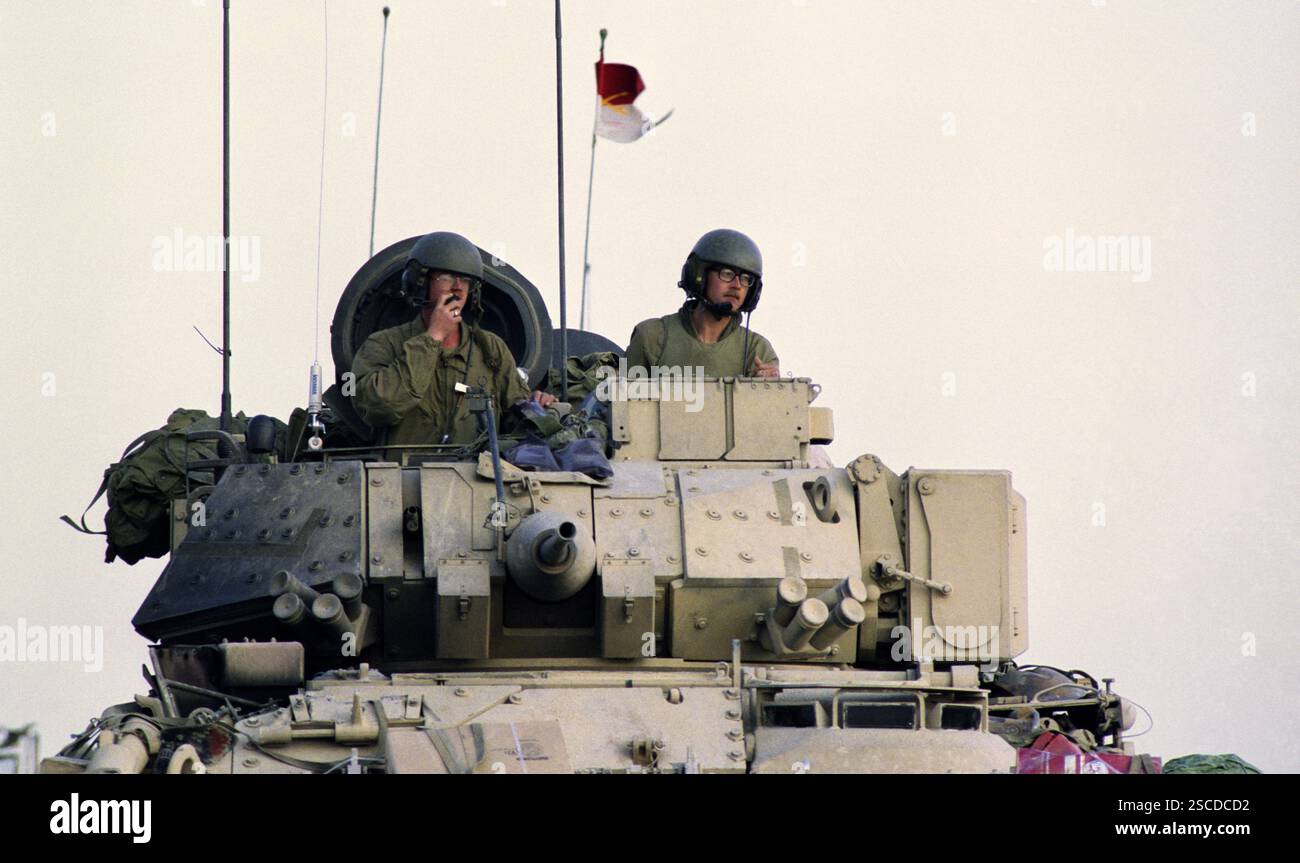 First Gulf War: 26th March 1991 A U.S Army 4th Squadron 7th Cavalry ...