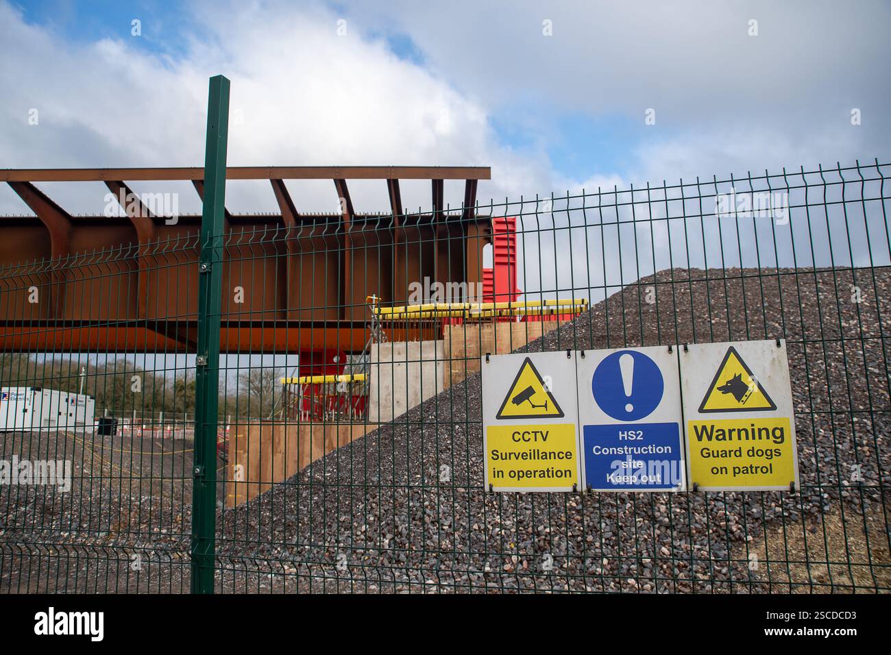 Wendover, UK. 6th February, 2025. As construction of the High Speed 2 ...