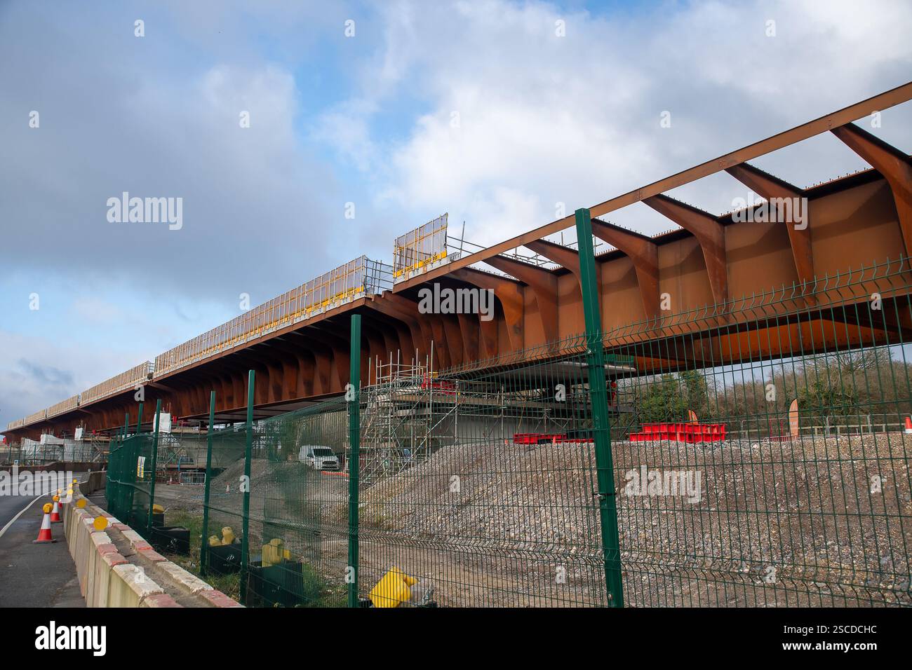 Wendover, UK. 6th February, 2025. As construction of the High Speed 2 ...