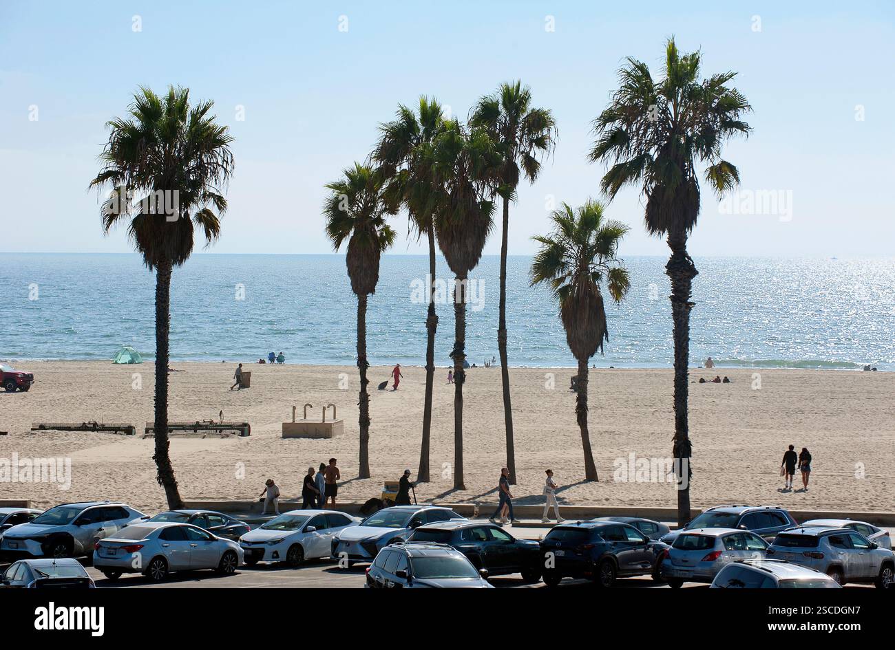 south of the pier, Santa Monica, beaches, people, Los Angeles ...