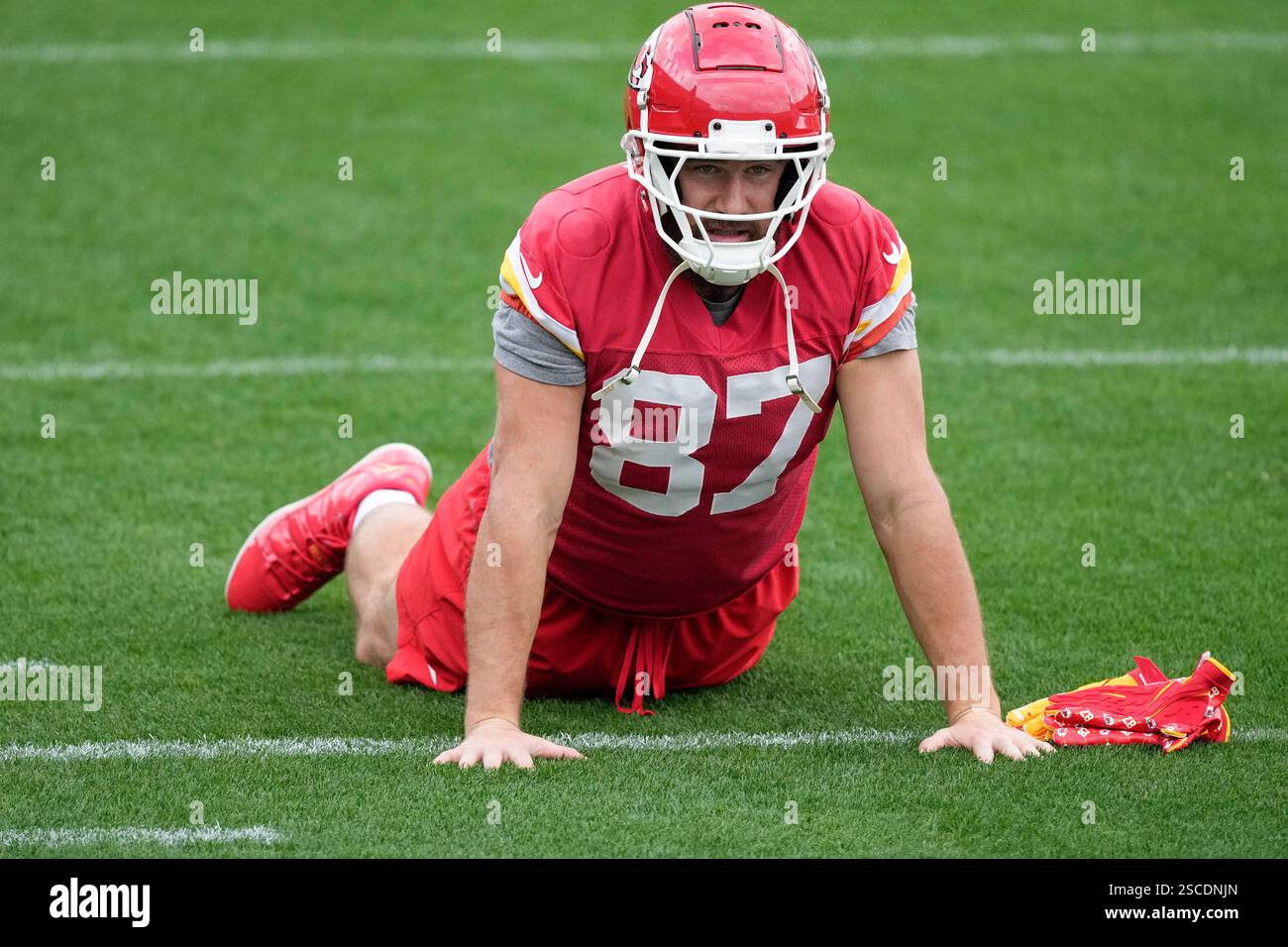 Kansas City Chiefs tight end Travis Kelce (87) stretches during an NFL ...