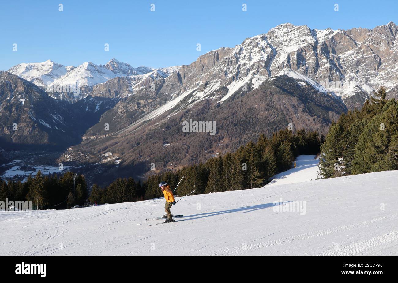 Bormio, Italy. 05th Feb, 2025. A shot of Bormio 2000 ski resort on Alpi ...