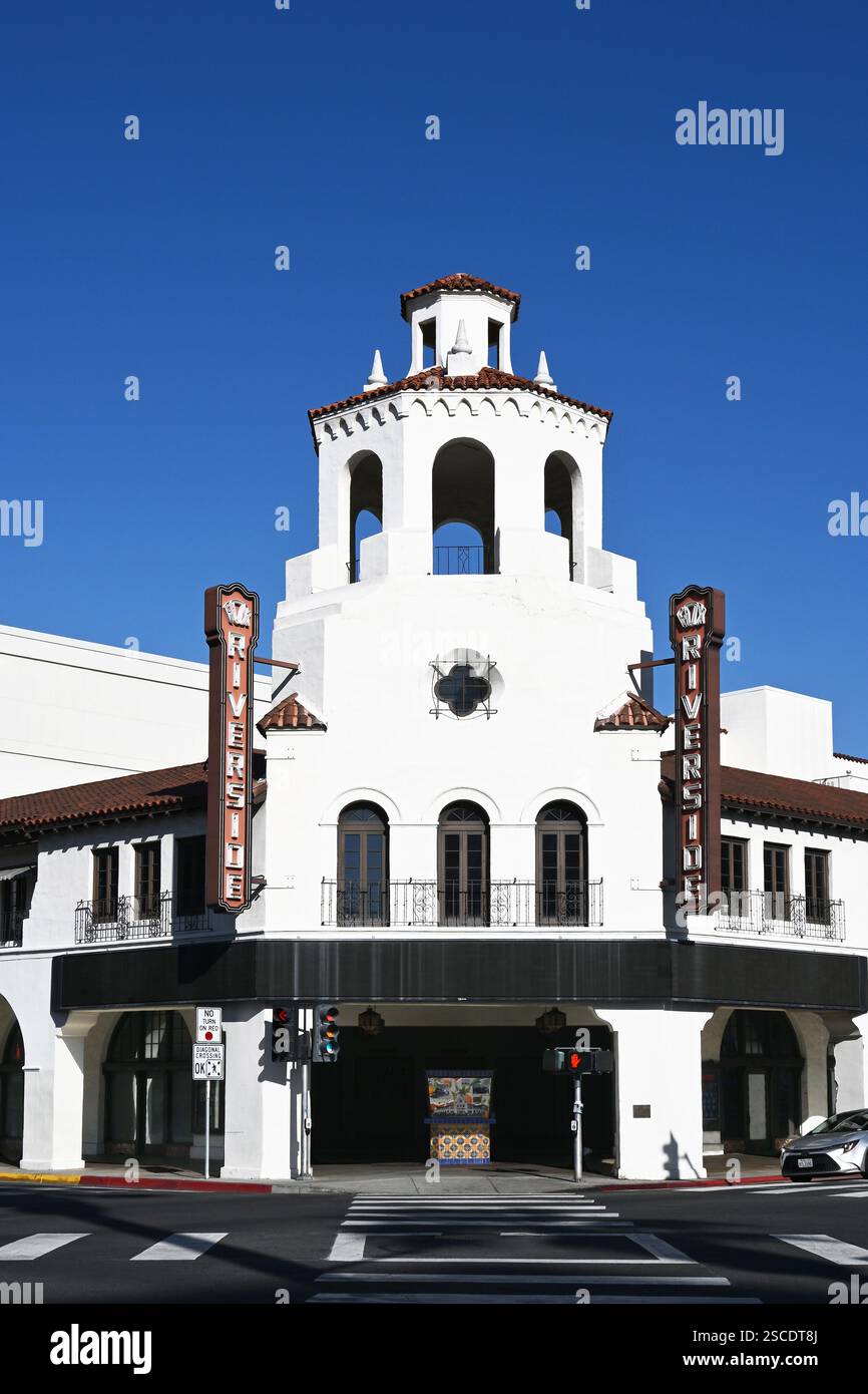 RIVERSIDE, CALIFORNIA - 2 FEB 2025: The Fox Theater in Downtown ...
