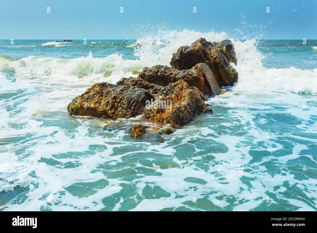 Rocks and stones on the beach near Arambol in Goa Stock Photo - Alamy