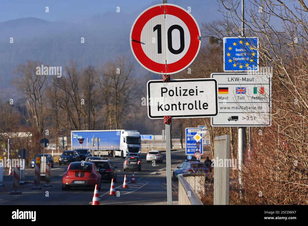 Grenzschild Bundesrepublik Deutschland, Schild Polizeikontrolle und ...