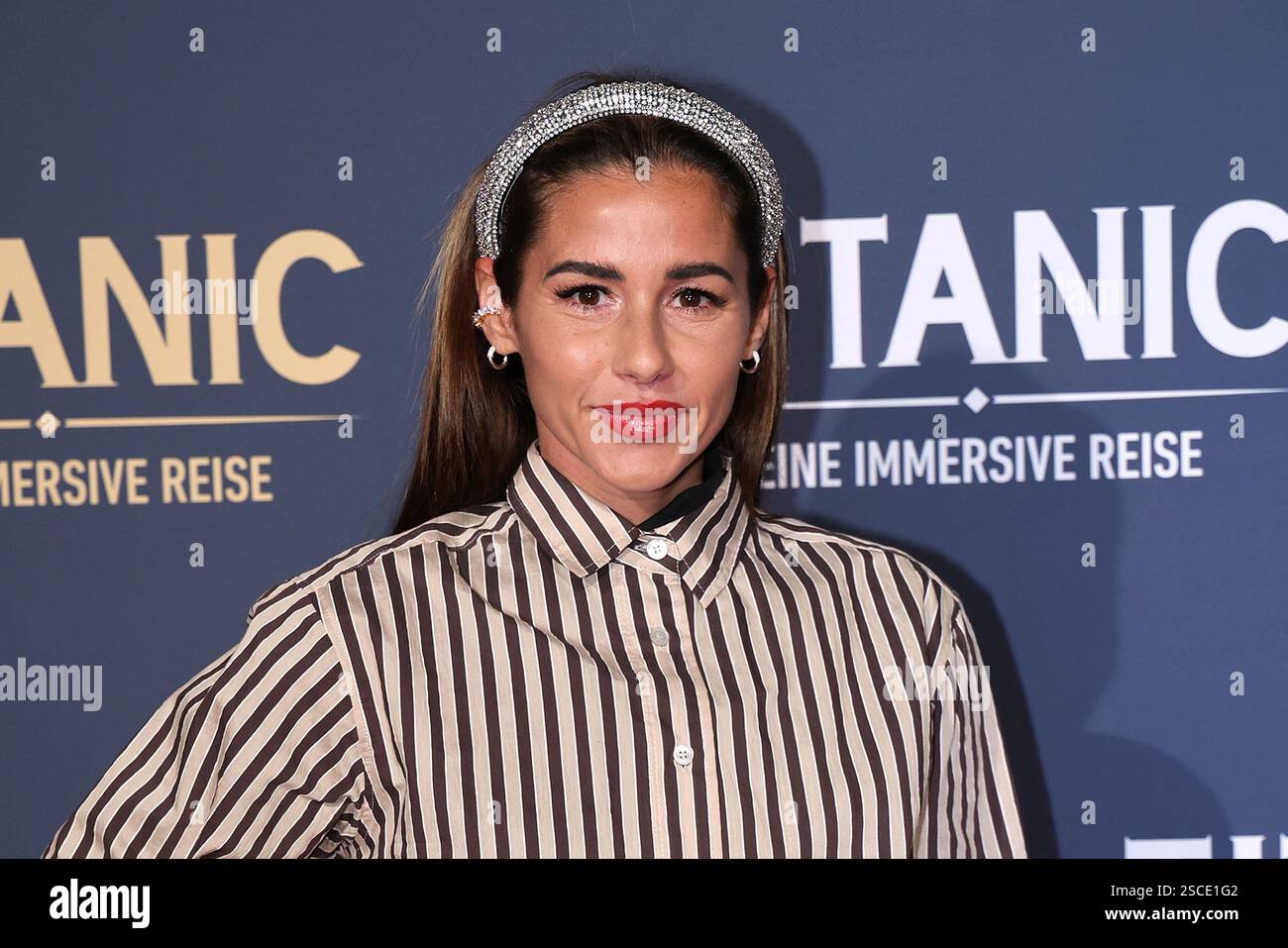 Sarah Engels bei der „Titanic: Eine Immersive Reise“ Ausstellungs ...