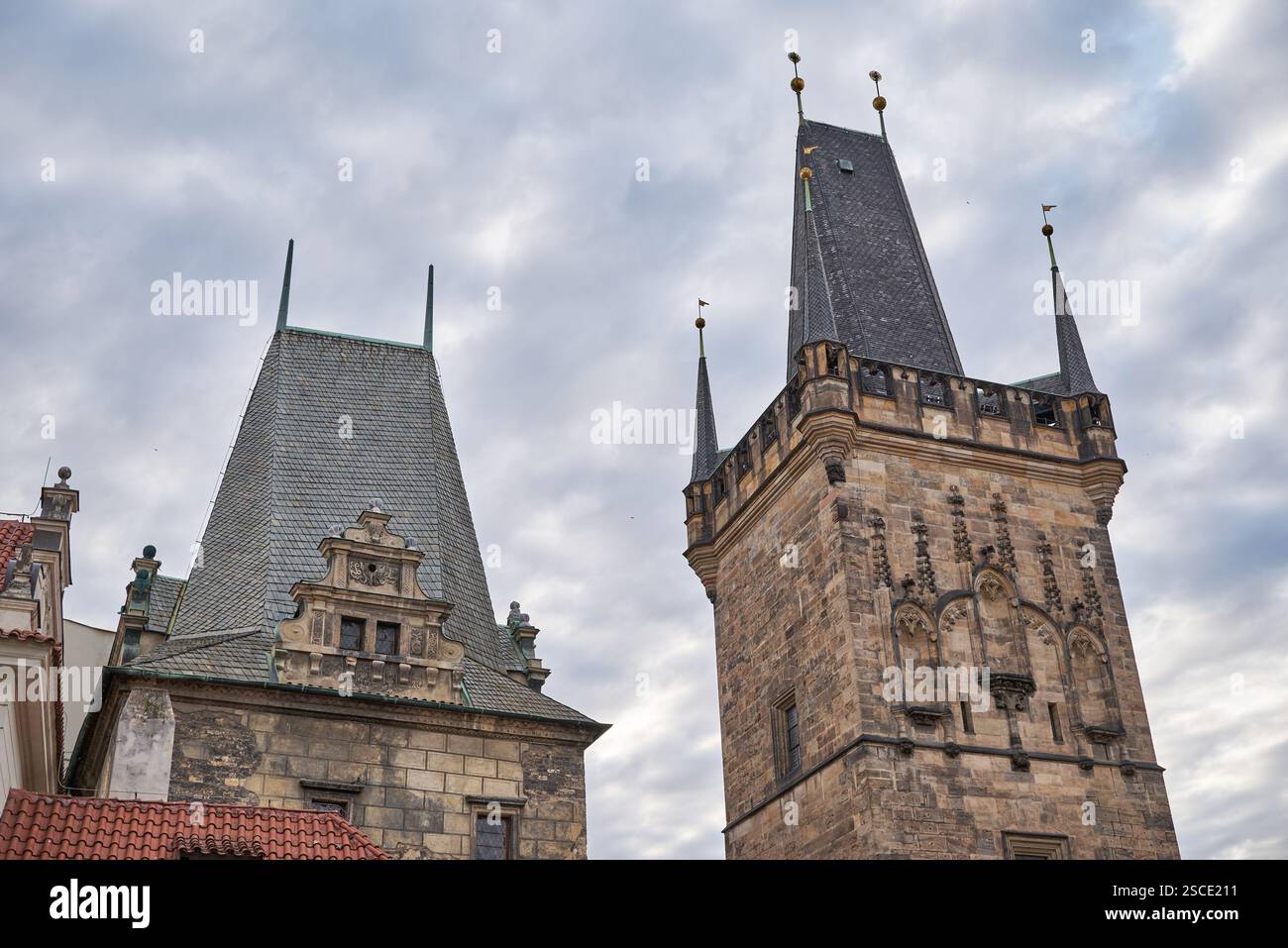 Mala Strana Bridge Tower (Malostranska mostecka vez), gothic gateway ...