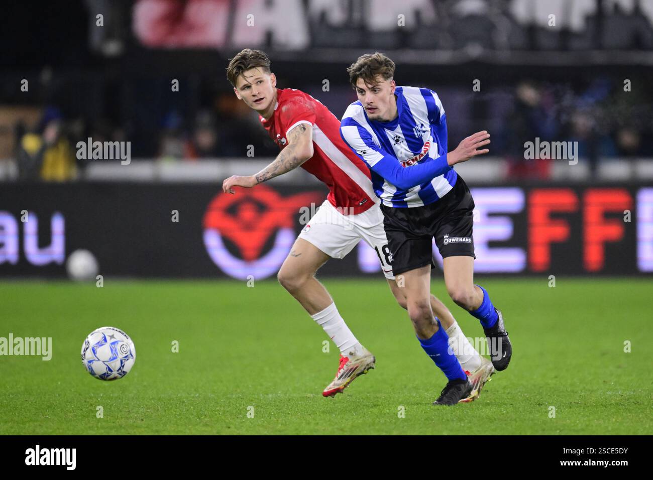 ALKMAAR - (l-r) David Moller Wolfe of AZ Alkmaar, Lukas Hamann of Quick ...