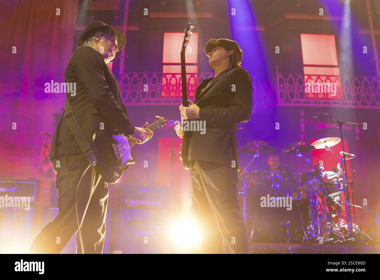 Pete Doherty and Carl Barat, singer of The Libertines live on European ...
