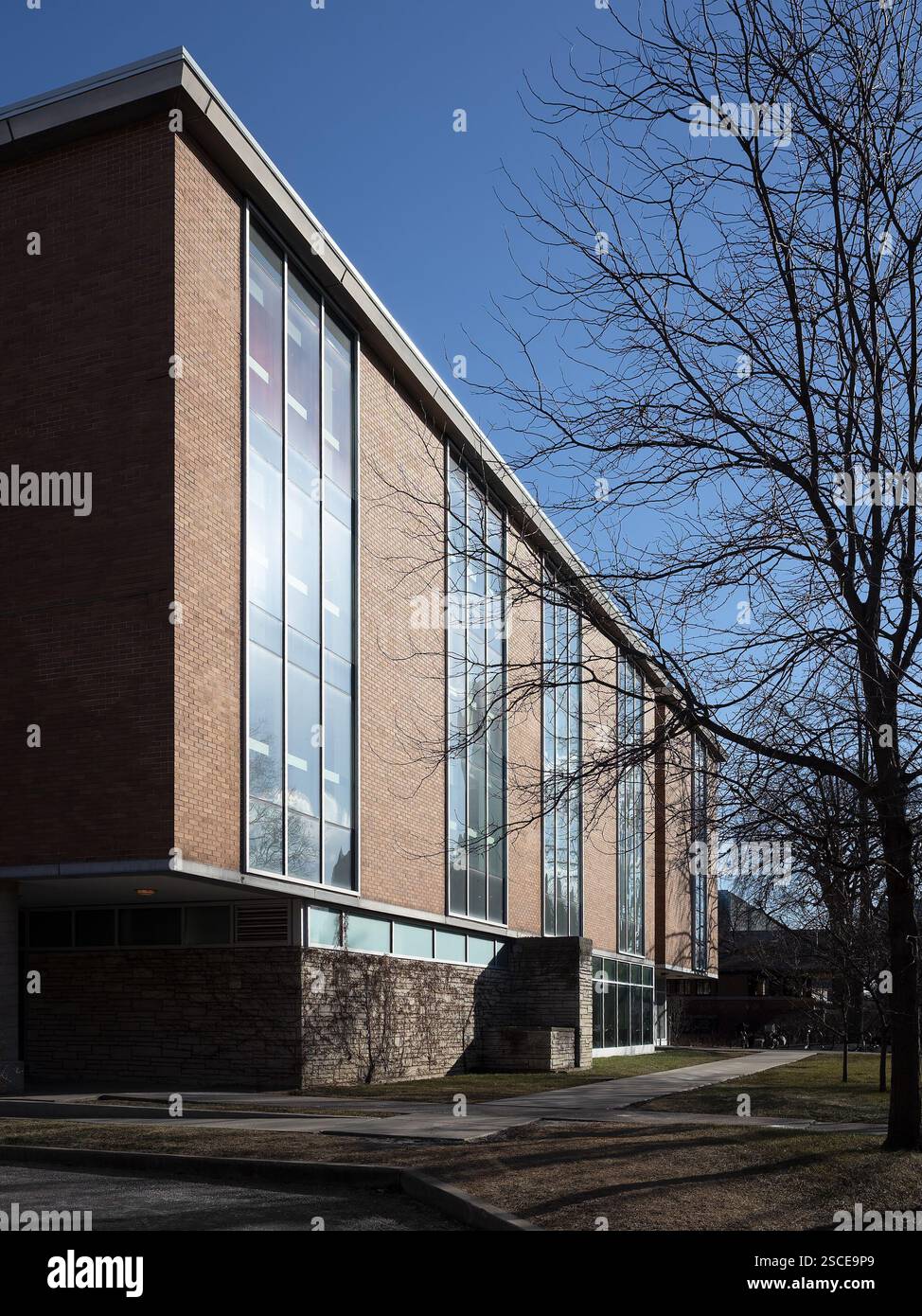 McGiffert House, Location: Chicago IL, Architect: Holabird & Root ...