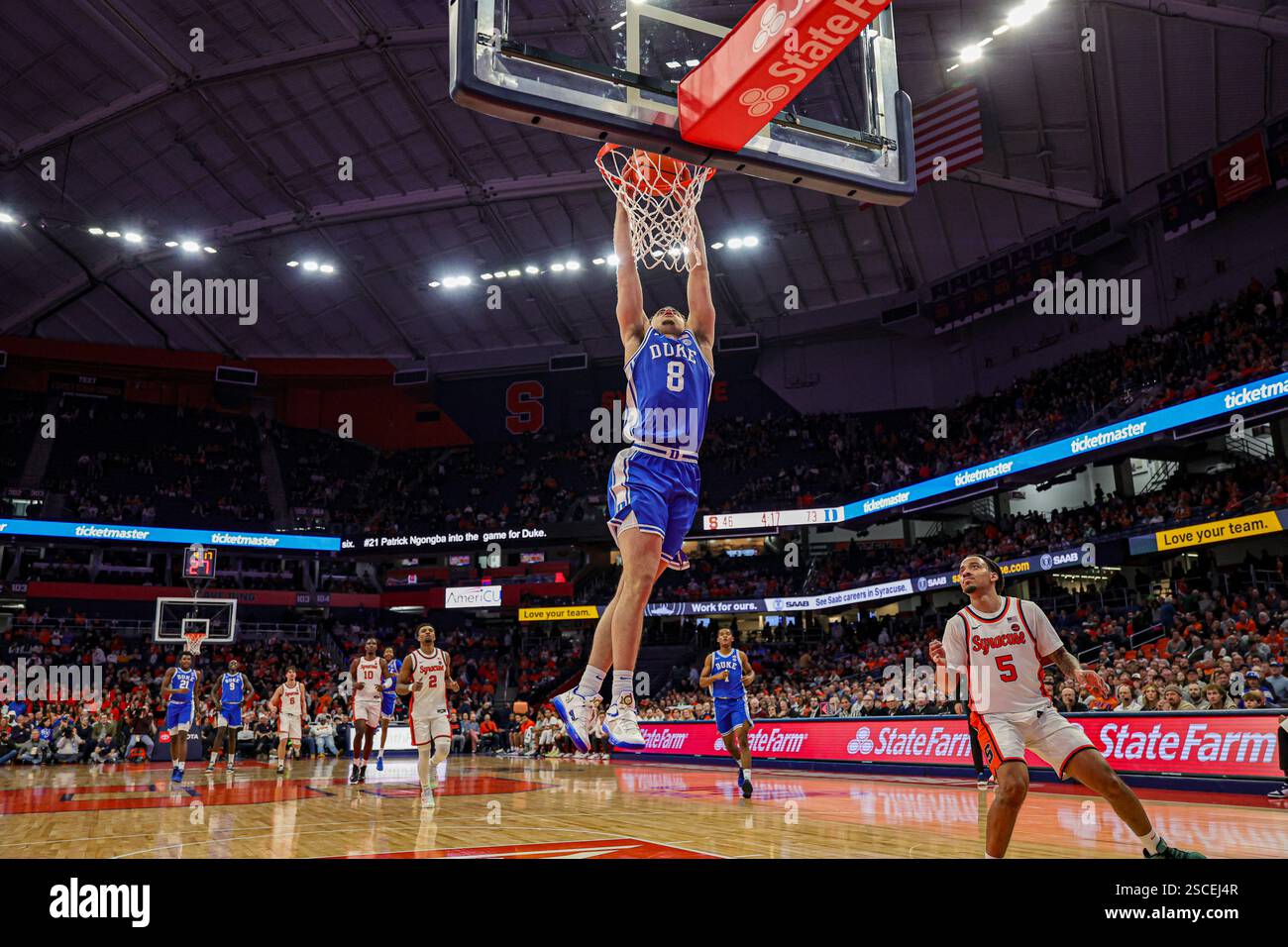 Syracuse, New York, USA. 5th Feb, 2025. Duke Blue Devils guard DARREN ...