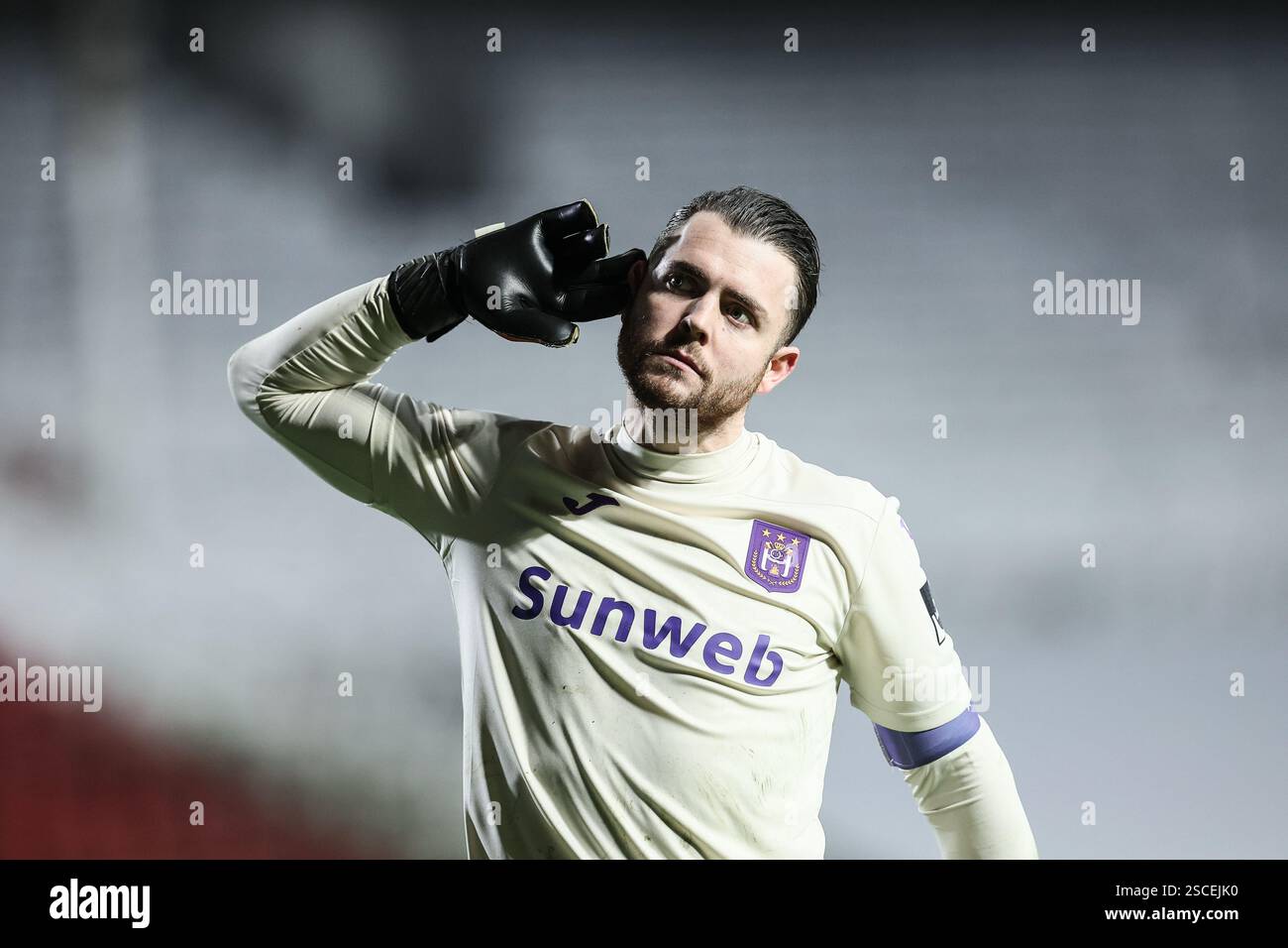 Antwerp, Belgium. 06th Feb, 2025. Anderlecht's goalkeeper Colin ...