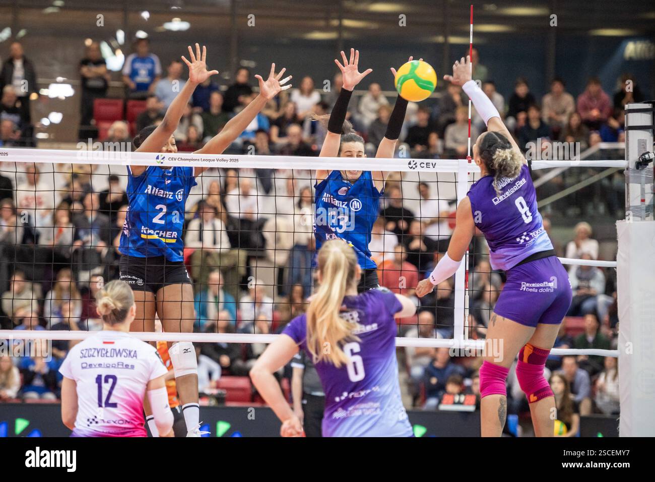 Sabrina De Jesus Machado (KS DevelopRes Rzeszow, #08) vs. Breland ...