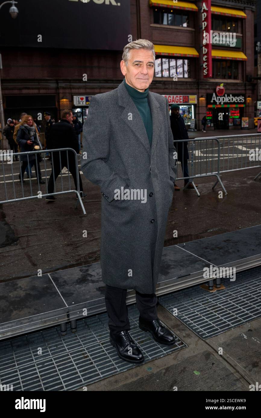 George Clooney participates in the "Good Night, and Good Luck" Broadway ...